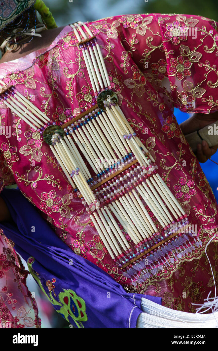Traditional native american dress hi-res stock photography and images ...