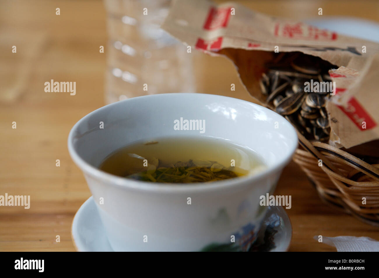 A cup of tea in a Chengdu tea house Stock Photo - Alamy