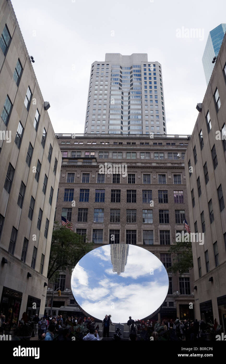 Skyscraper reflected in the Sky Mirror sculpture by Anish Kapoor, New ...