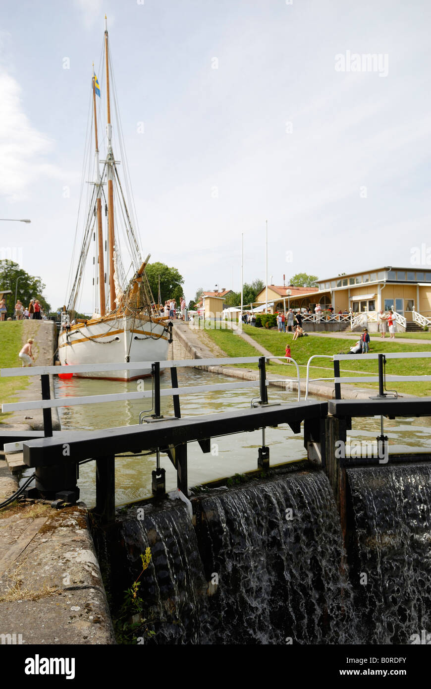 A sailboat in the Carl Johans Slussar lock of the Gota Canal Berg ...