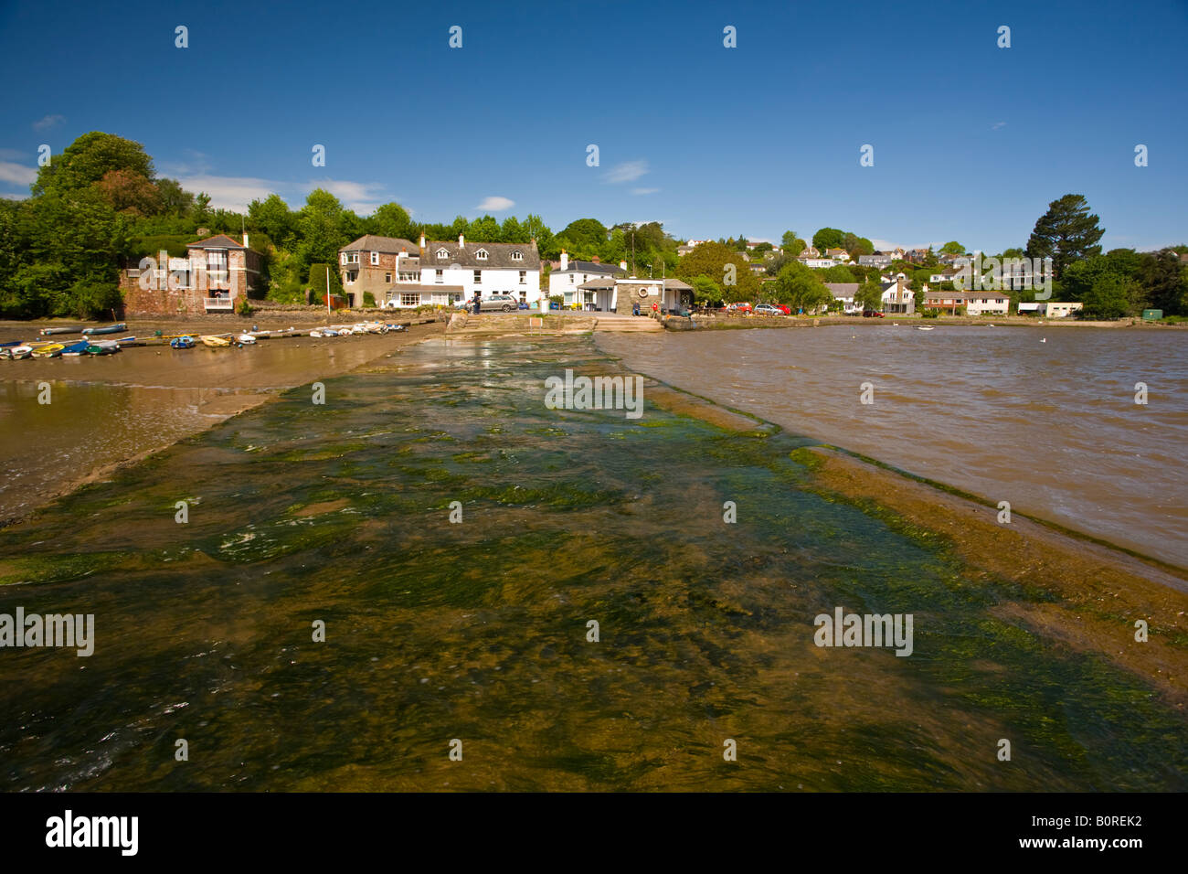 Stoke gabriel sunny uk village hi-res stock photography and images - Alamy