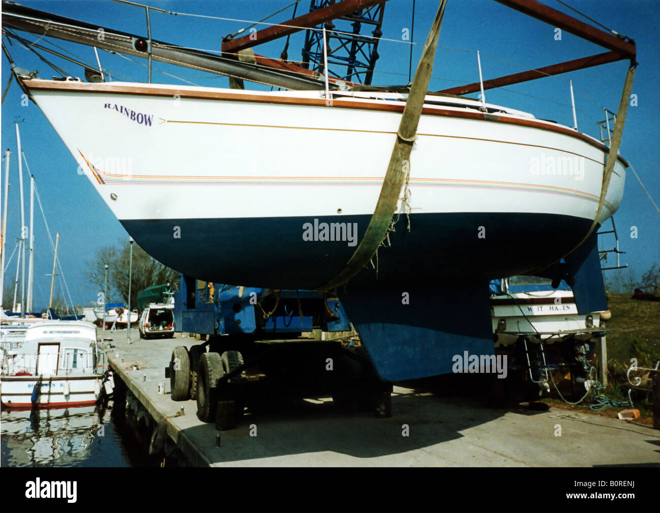 Lifting slings hi-res stock photography and images - Alamy