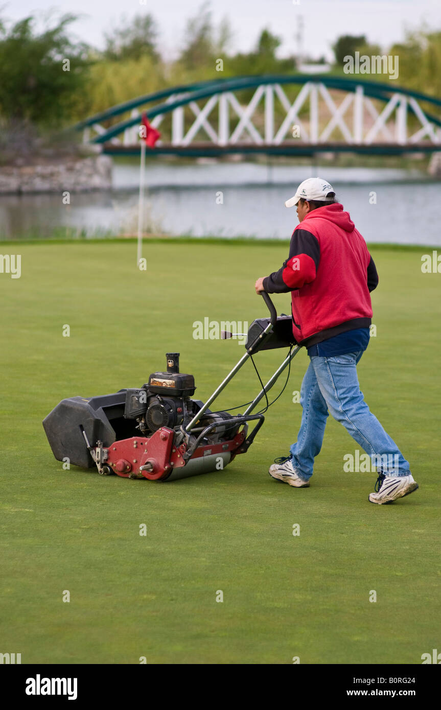 Golf course mowing hi-res stock photography and images - Alamy