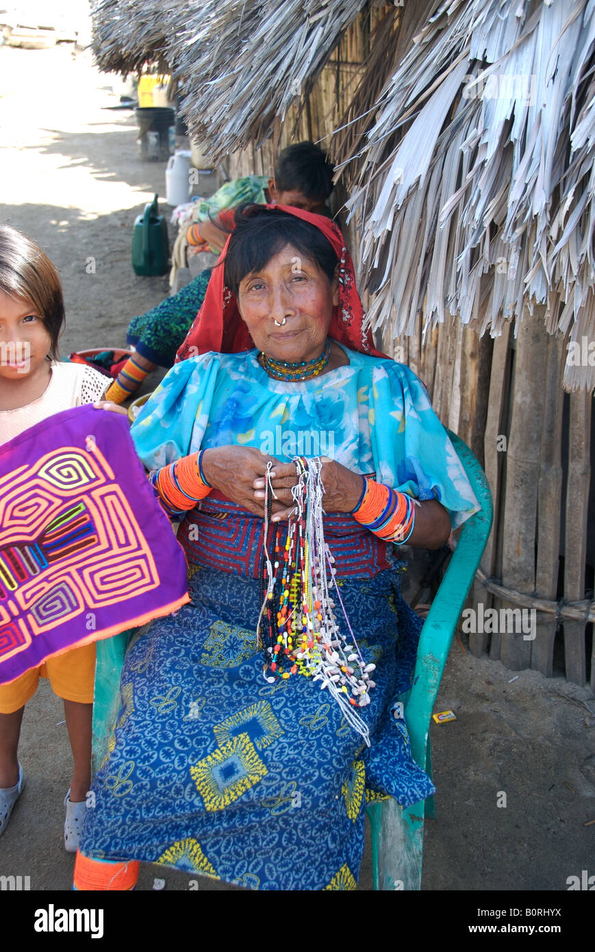 Kuna Molas Stock Photos & Kuna Molas Stock Images - Alamy