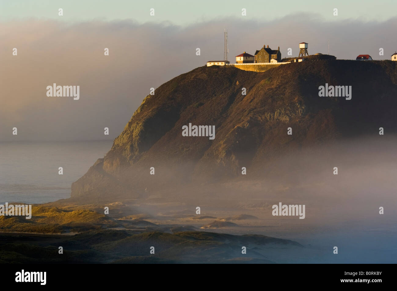 Point sur lightstation hi-res stock photography and images - Alamy