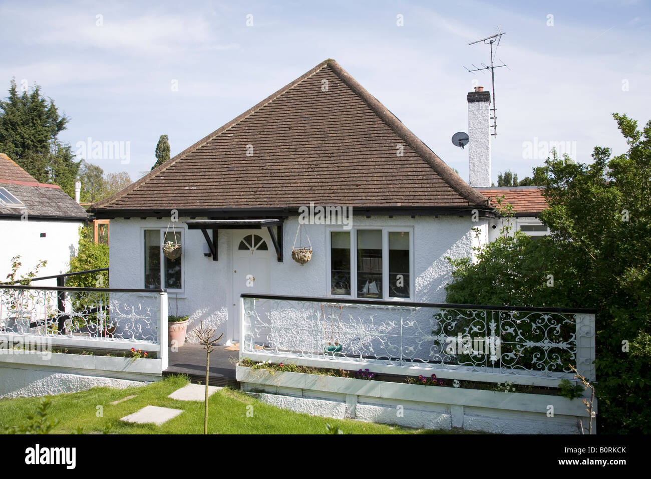 Lower sunbury hi-res stock photography and images - Alamy