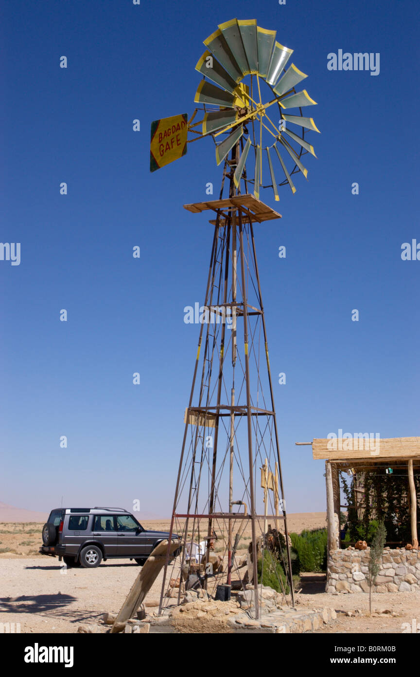 Wind pump in the Syrian desert Stock Photo - Alamy
