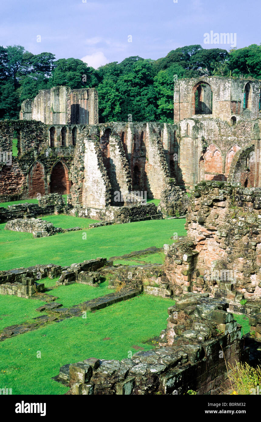 Medieval cistercian architecture hi-res stock photography and images ...