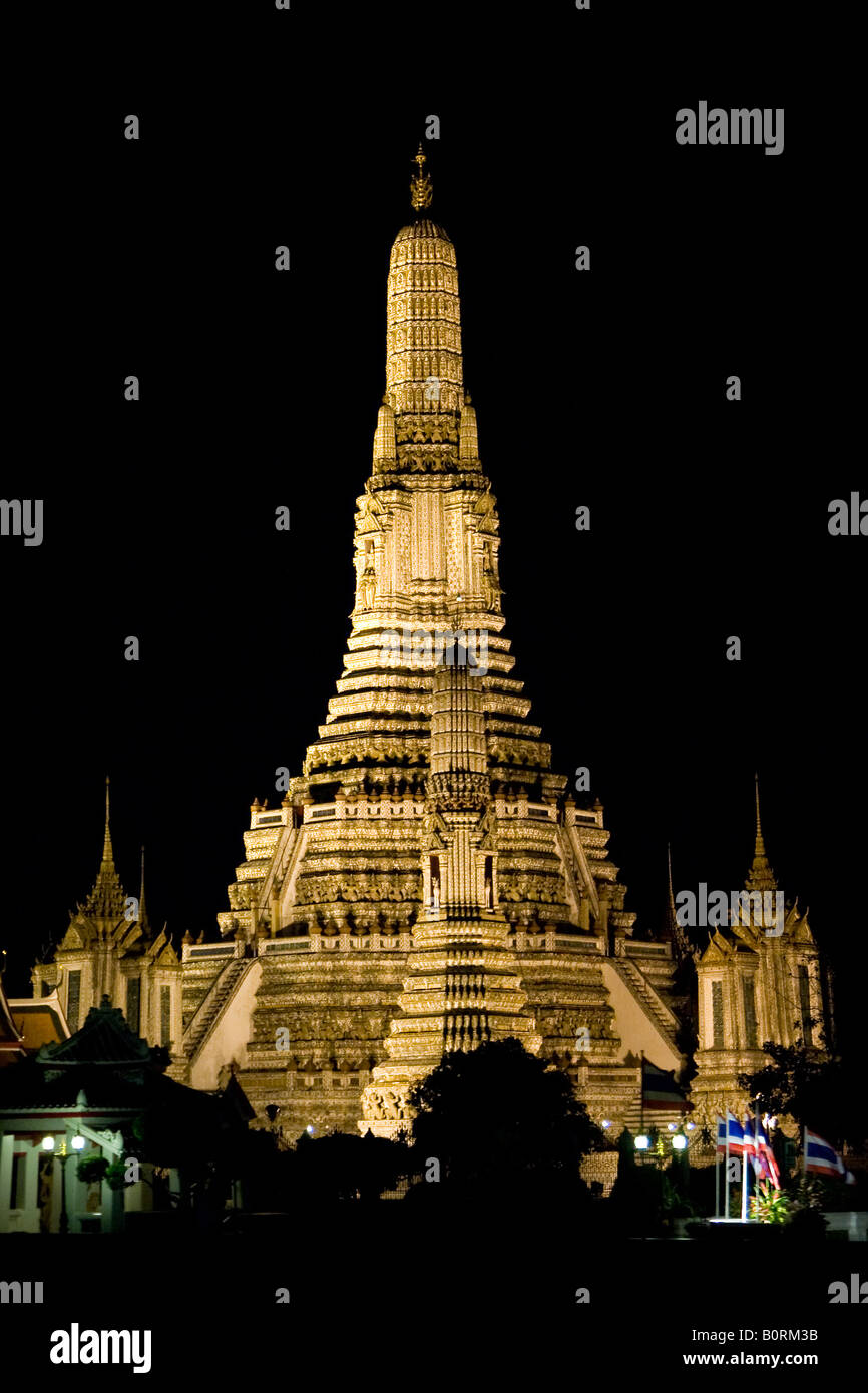 Arun temple in Bangkok Thailand Stock Photo - Alamy