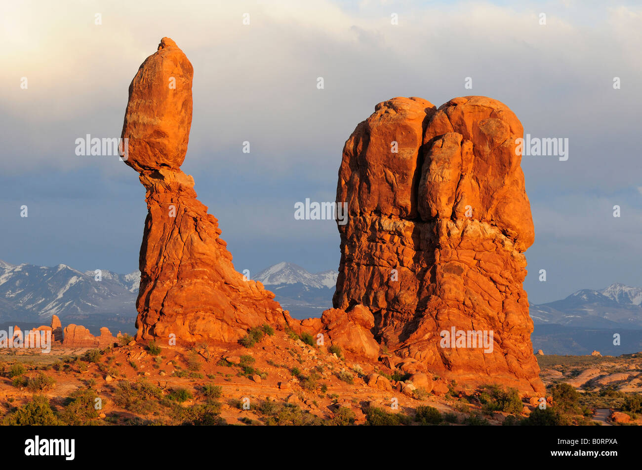 Balanced rock arch sunset hi-res stock photography and images - Alamy