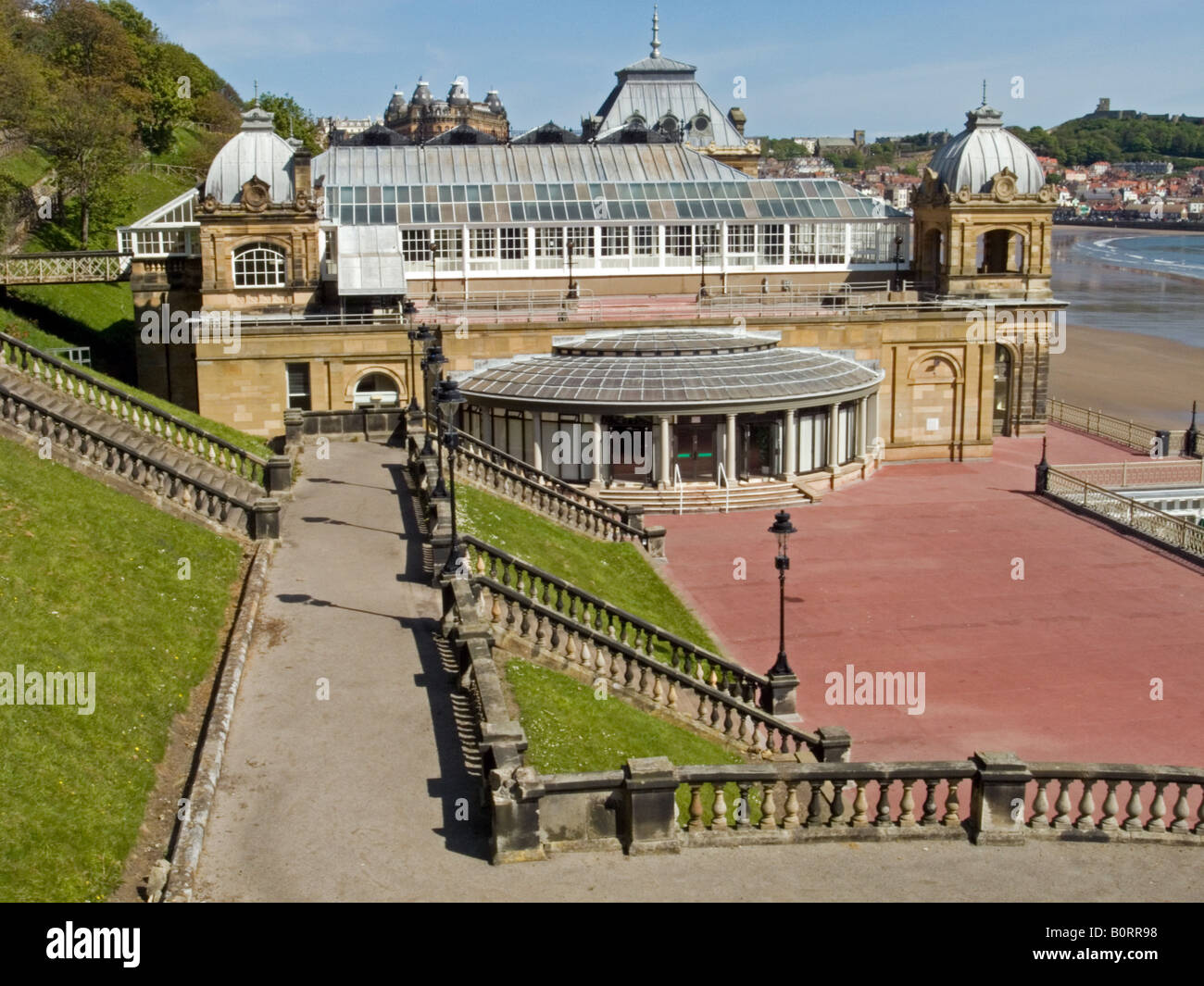 Scarborough spa building hi-res stock photography and images - Alamy