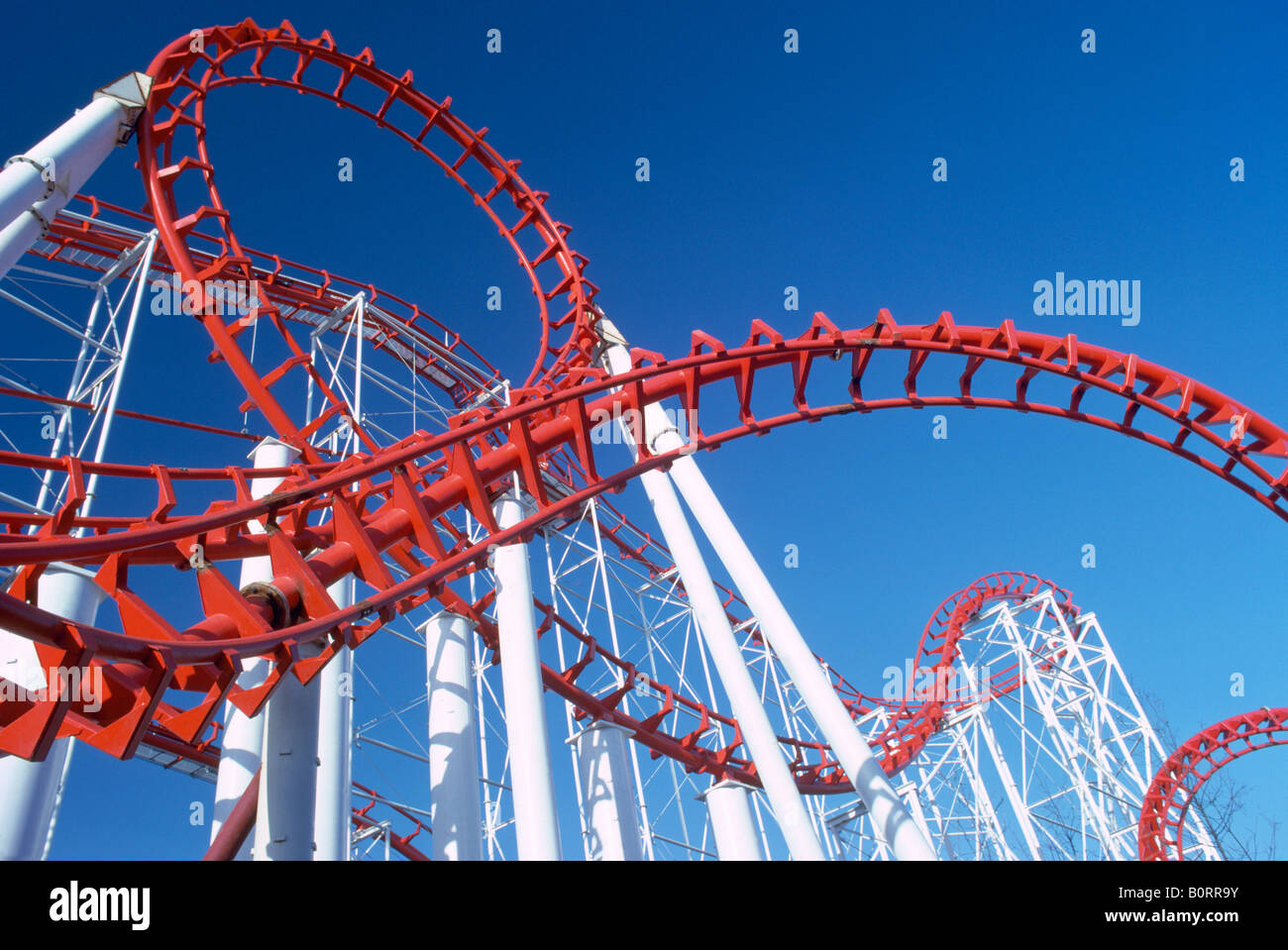 Roller coaster loop closeup High Resolution Stock Photography and ...