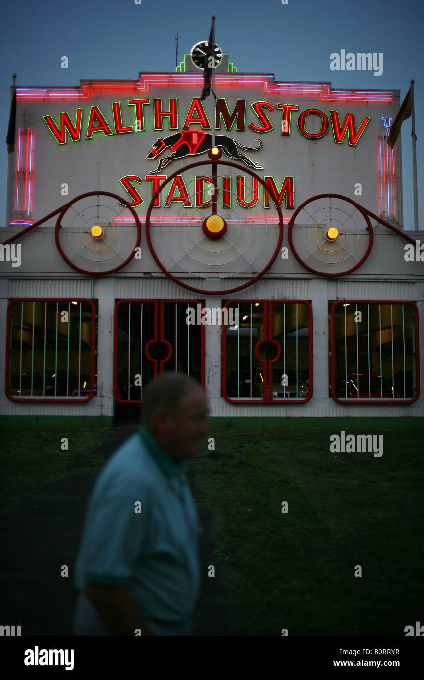 Walthamstow stadium greyhound racing dog hi-res stock photography and ...