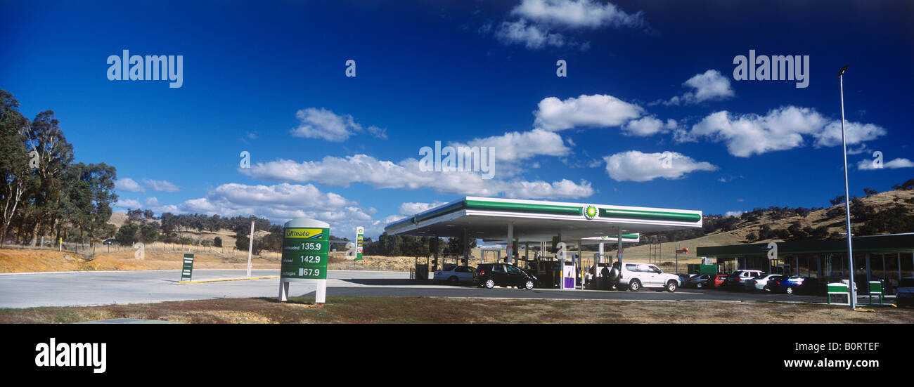 Roadside motorway service station High Resolution Stock Photography and ...