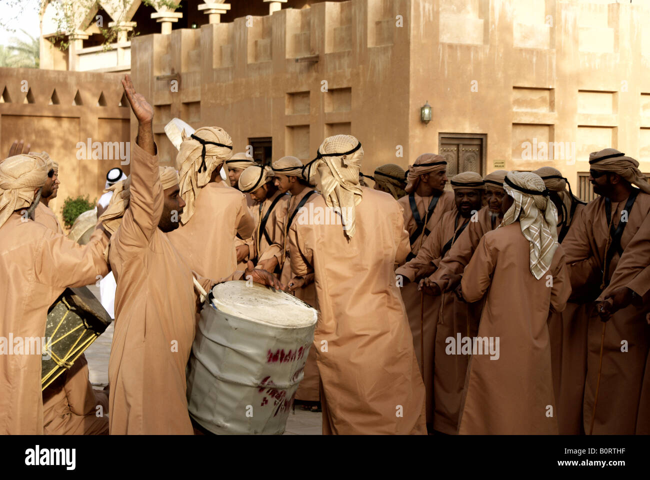 Arabian soldiers dancing Stock Photo - Alamy