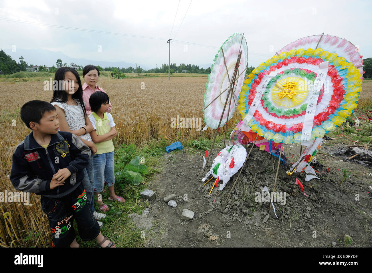 2008 sichuan earthquake hi-res stock photography and images - Alamy