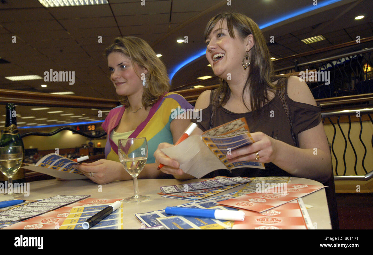 Bingo uk hi-res stock photography and images - Alamy