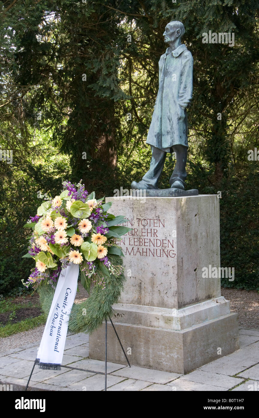 Statue known as the "Unknown Inmate," by Fritz Koelle in Dachau ...