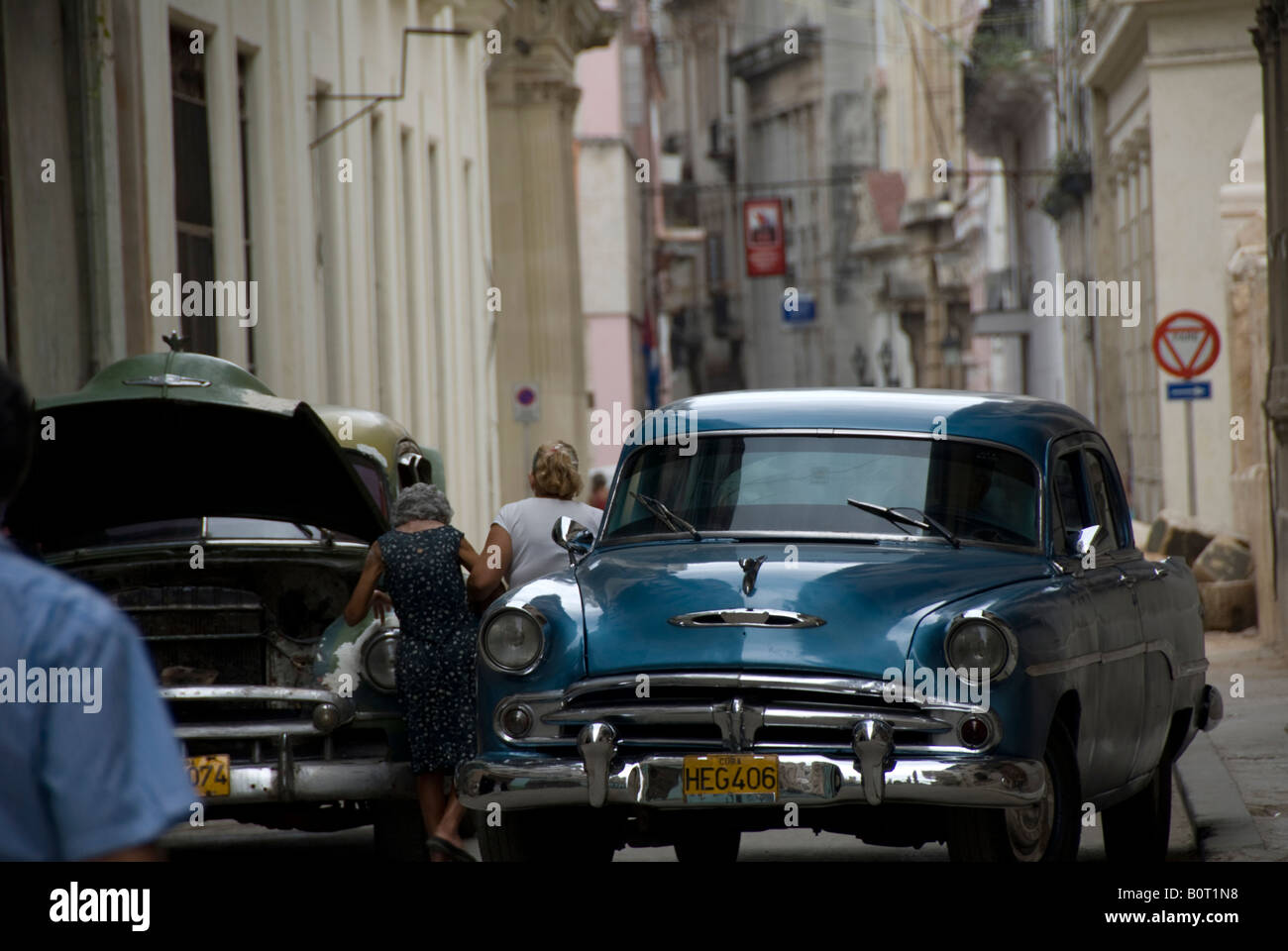 Cuba, old cars Stock Photo - Alamy