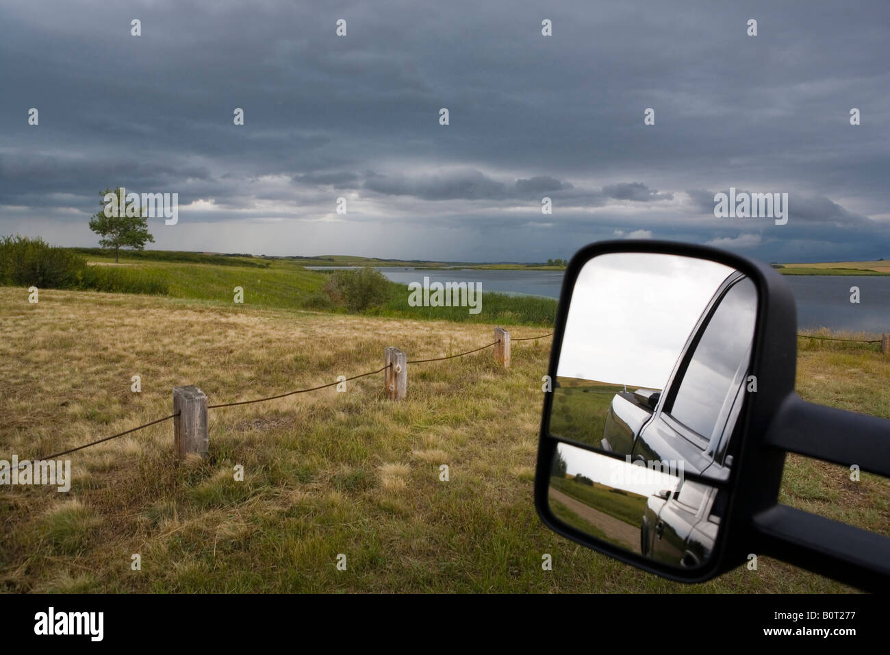 Oncoming rain clouds hi-res stock photography and images - Alamy