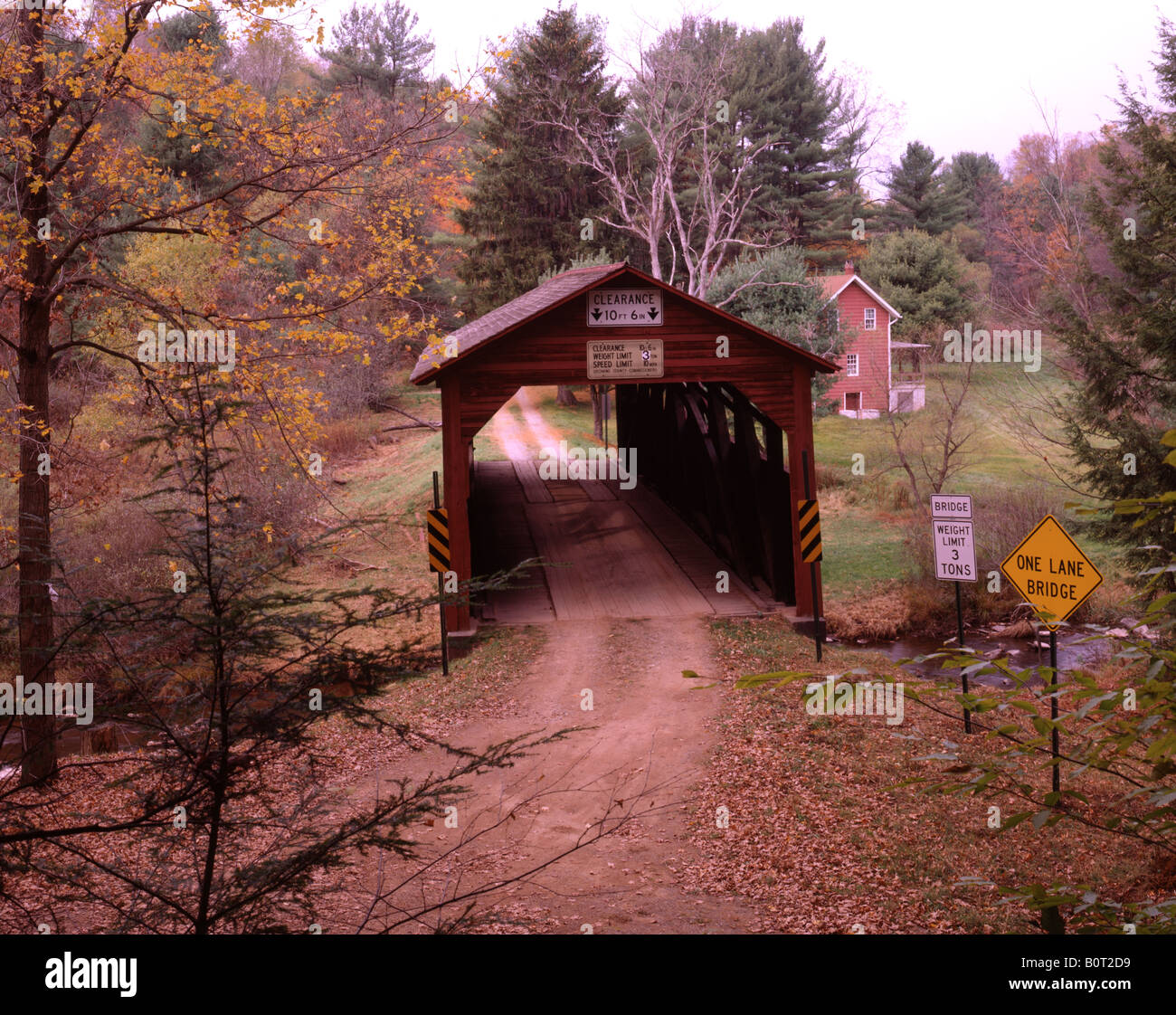Pennsylvania rural road hi-res stock photography and images - Alamy