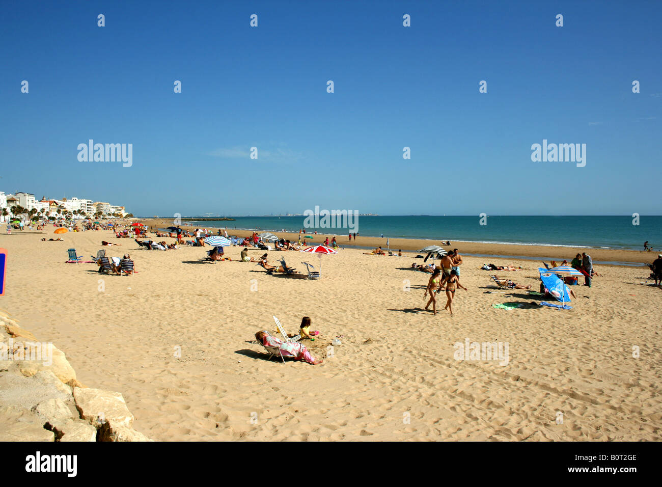 Typical Andalucian beach, Costa Ballena, nr Cadi and Jerez, Spain Stock ...