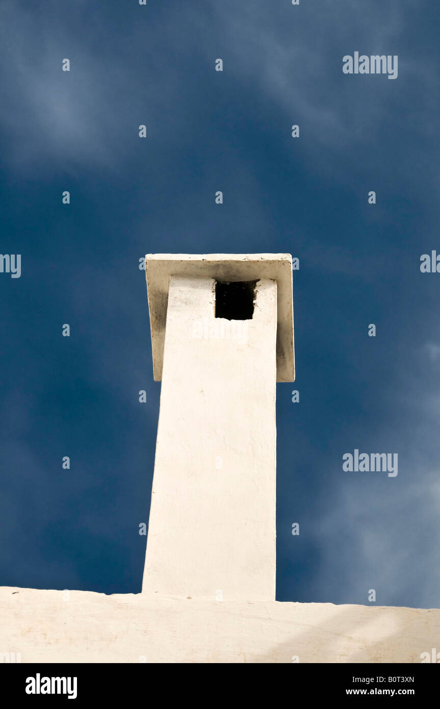 15 08 08 Essaouira Morocco Chimney on Riad roof Photo Simon Grosset ...