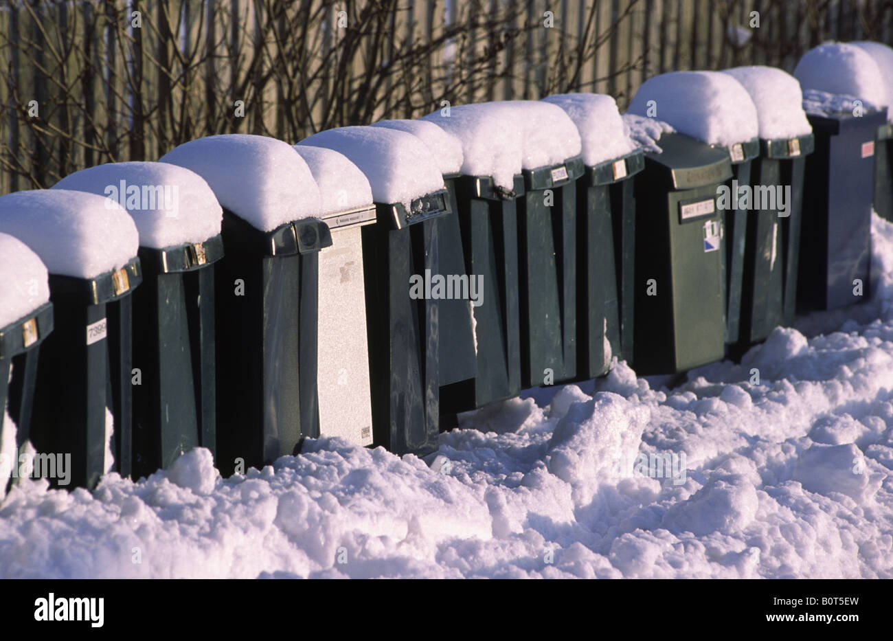 Frozen mailboxes hi-res stock photography and images - Alamy