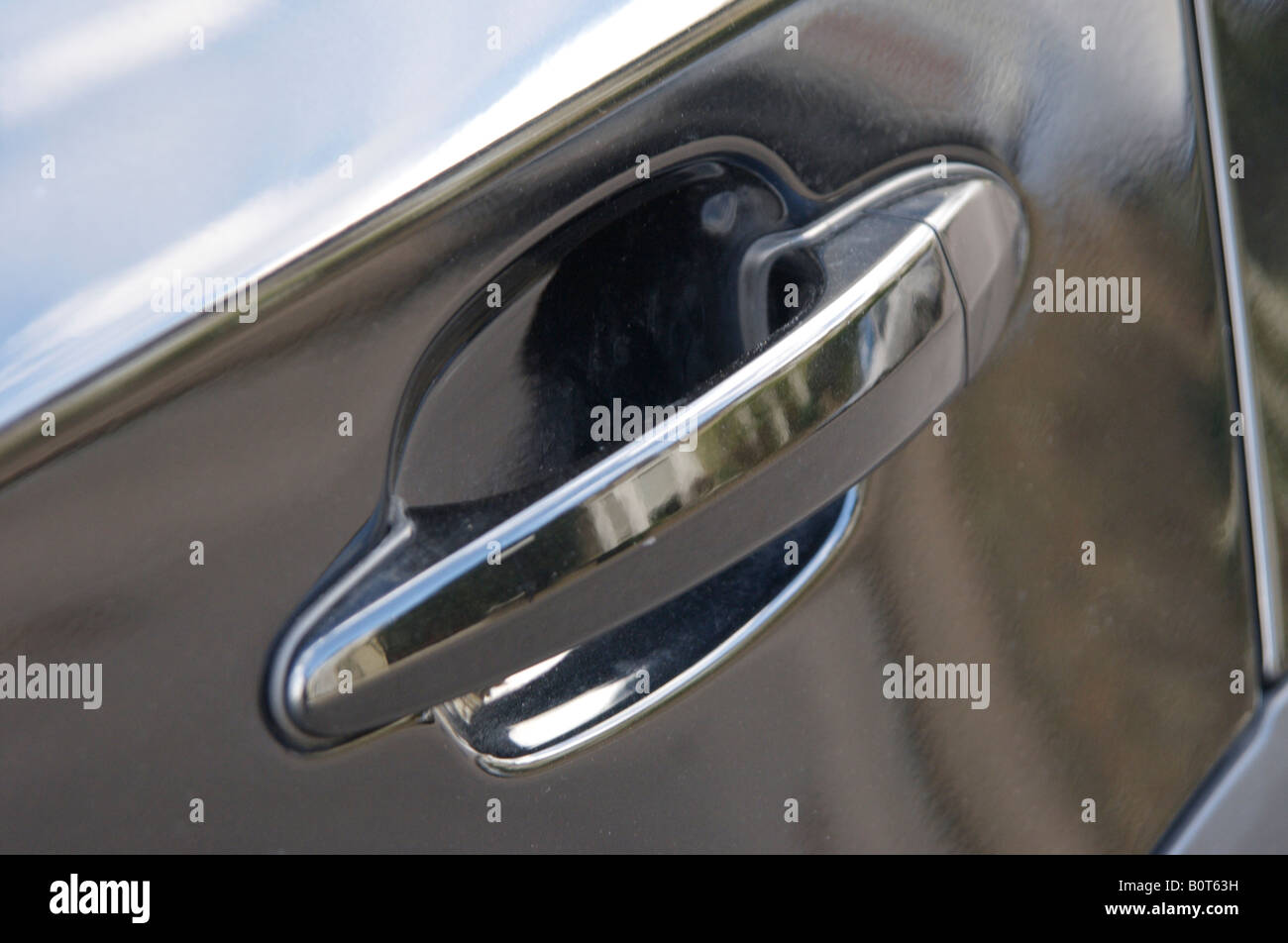 Car door handle Stock Photo - Alamy