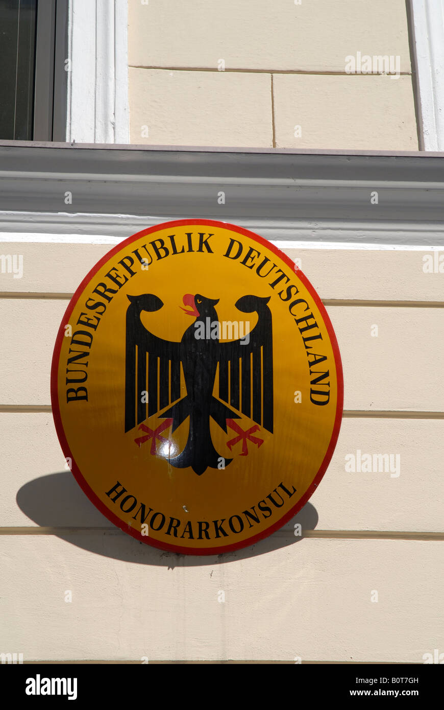 Italian consulate building hi-res stock photography and images - Alamy