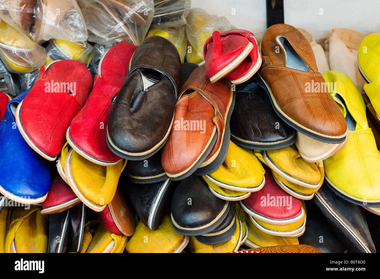 Colorful arabic shoes alignment in a shop Stock Photo - Alamy