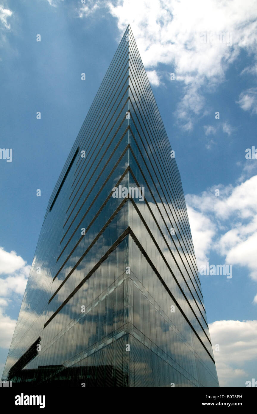 Stadttor duesseldorf city gate glass hi-res stock photography and ...