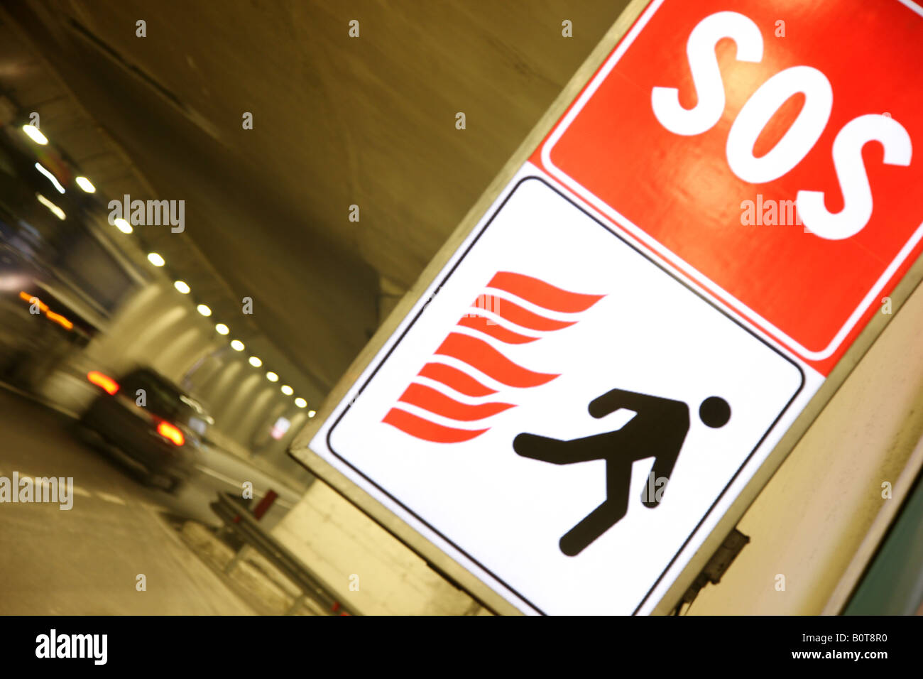 German exit sign hi-res stock photography and images - Alamy