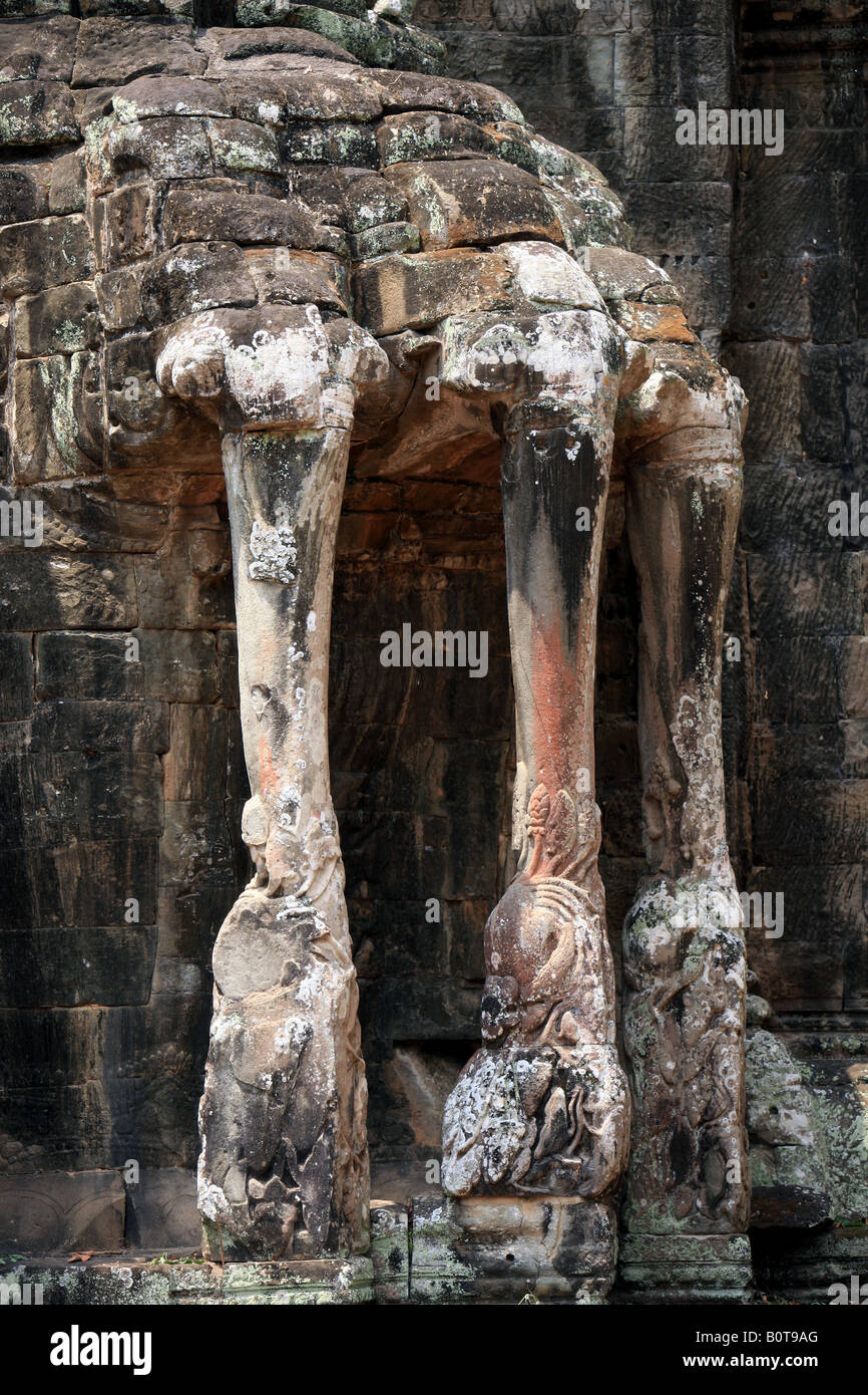 Elephant head and trunk carvings on the Victory Gate of Angkor Thom ...