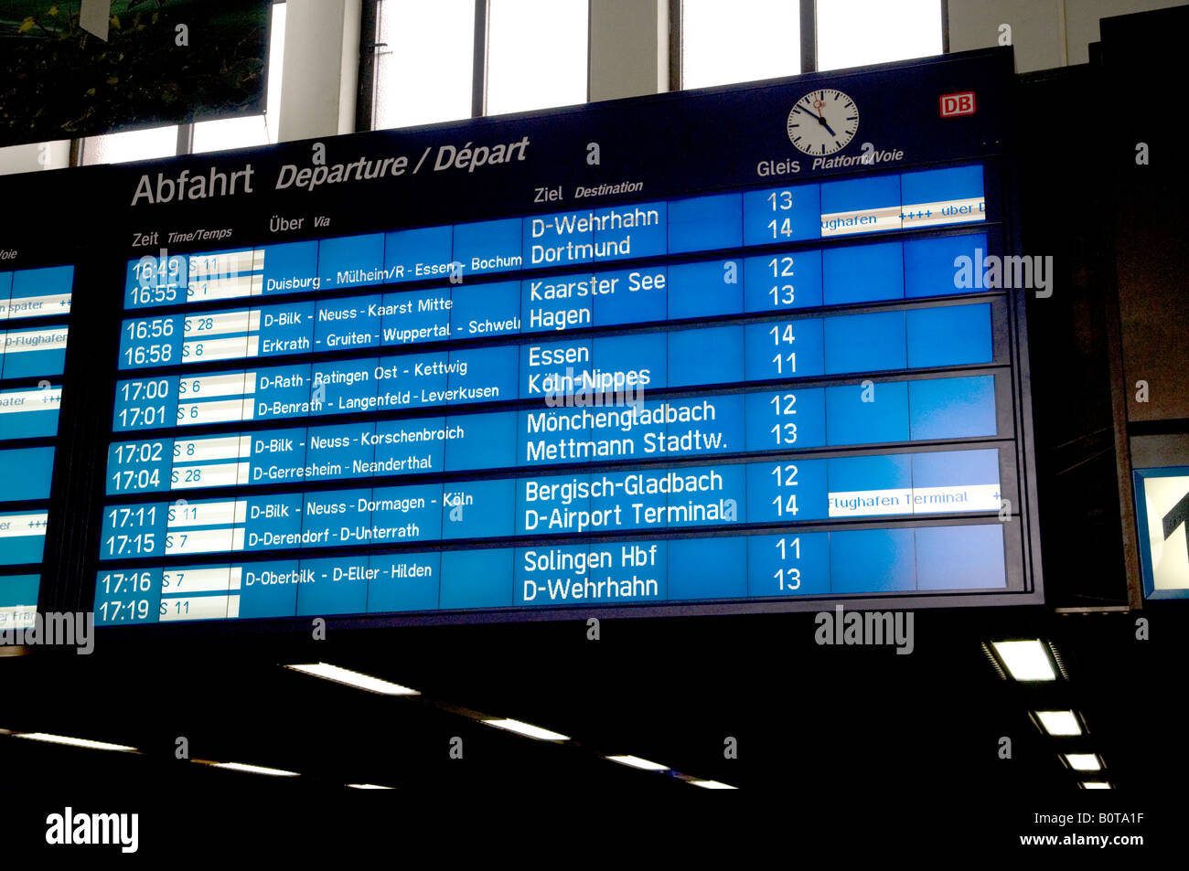 Train indicator board hi-res stock photography and images - Alamy