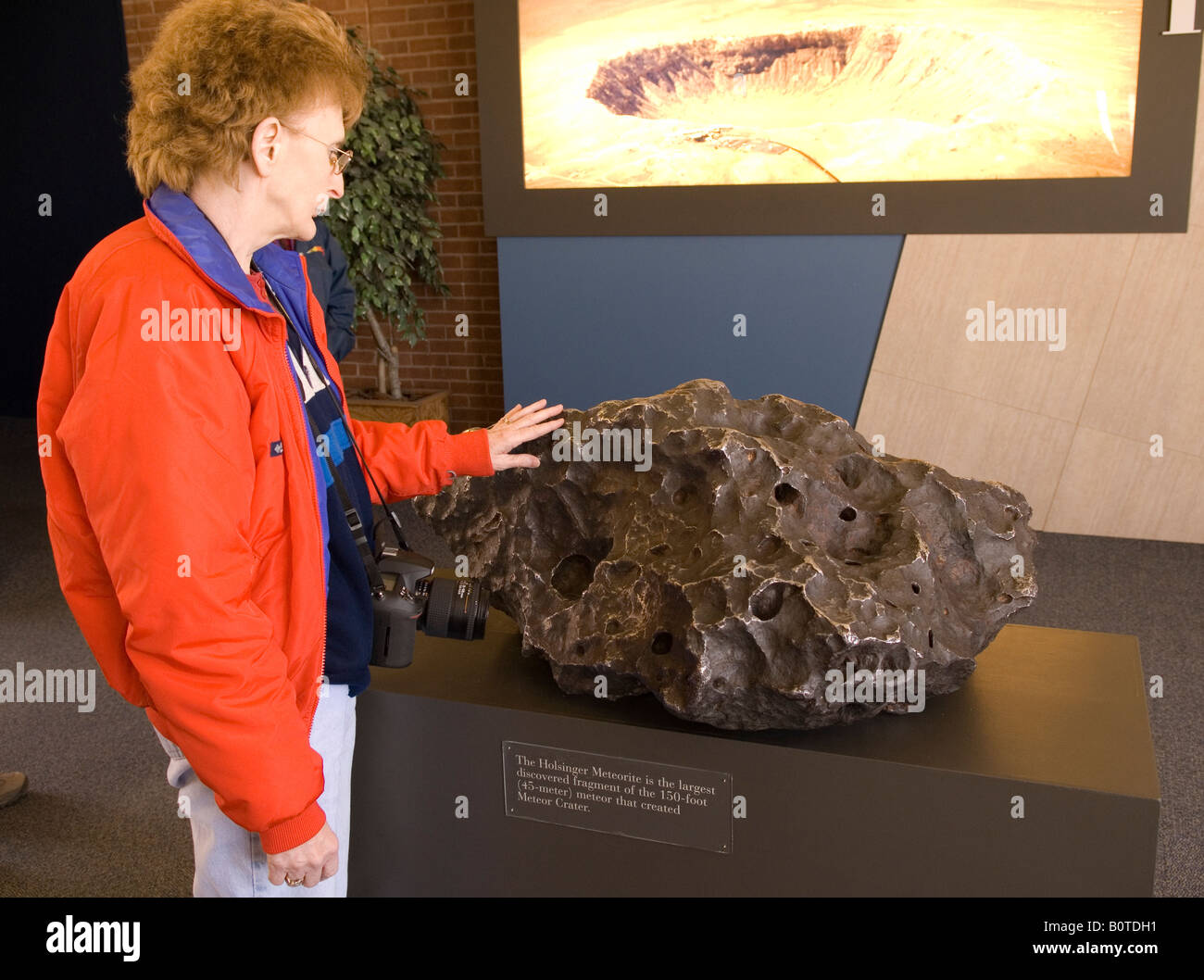 Meteorite natural history museum hi-res stock photography and images ...
