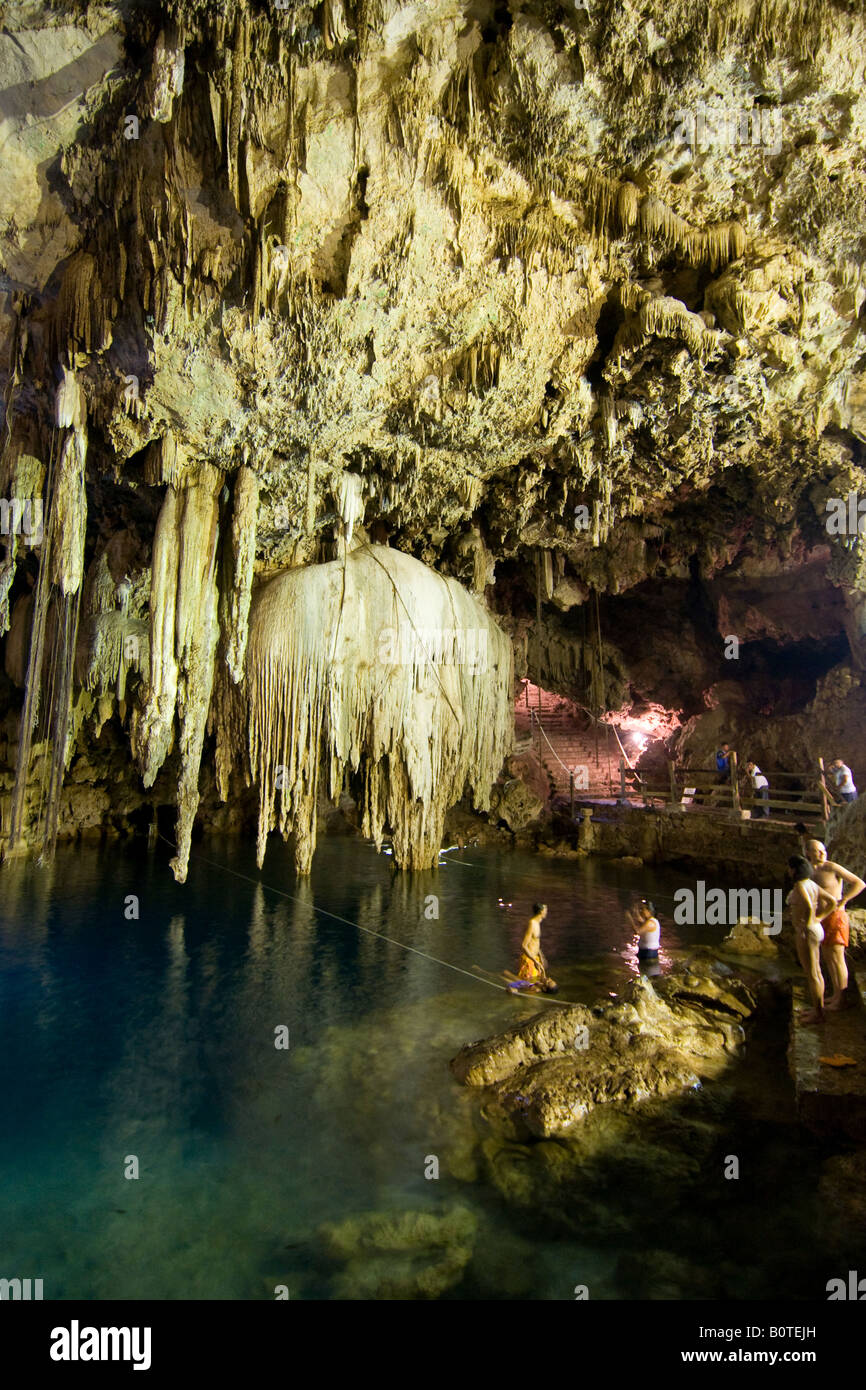 Xkeken cenote hi-res stock photography and images - Alamy