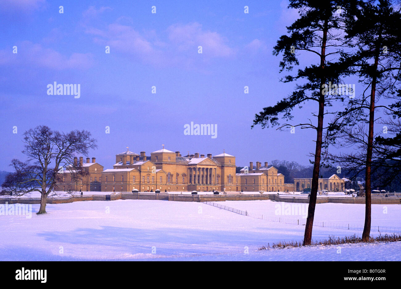 Holkham Hall Norfolk Winter Snow park parkland English stately home ...