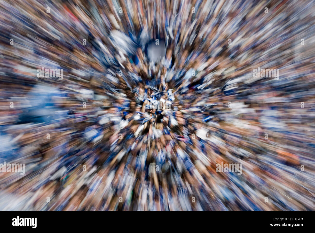 Blurred sports fans supporters hi-res stock photography and images - Alamy