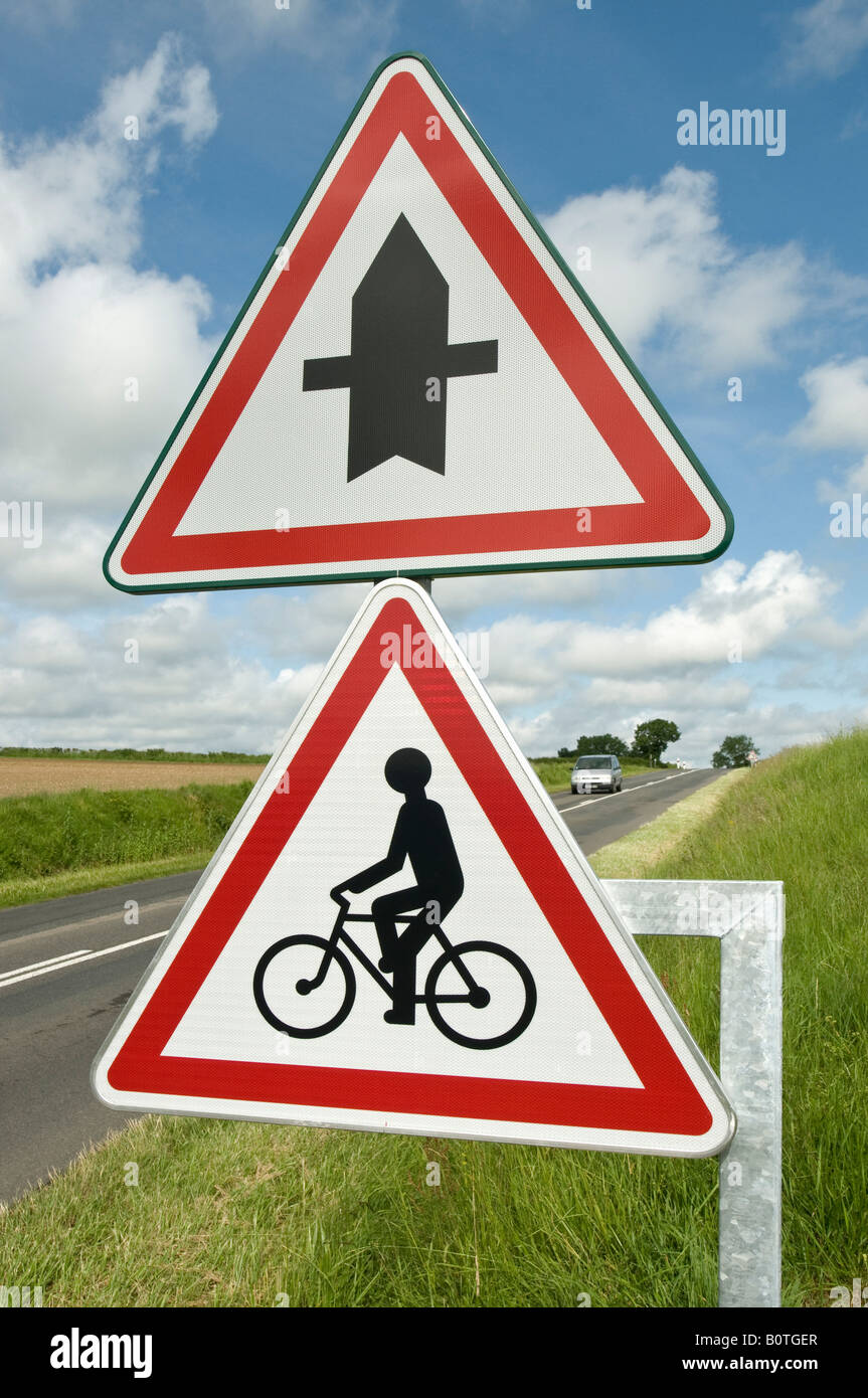 Cyclist warning road sign, France Stock Photo - Alamy
