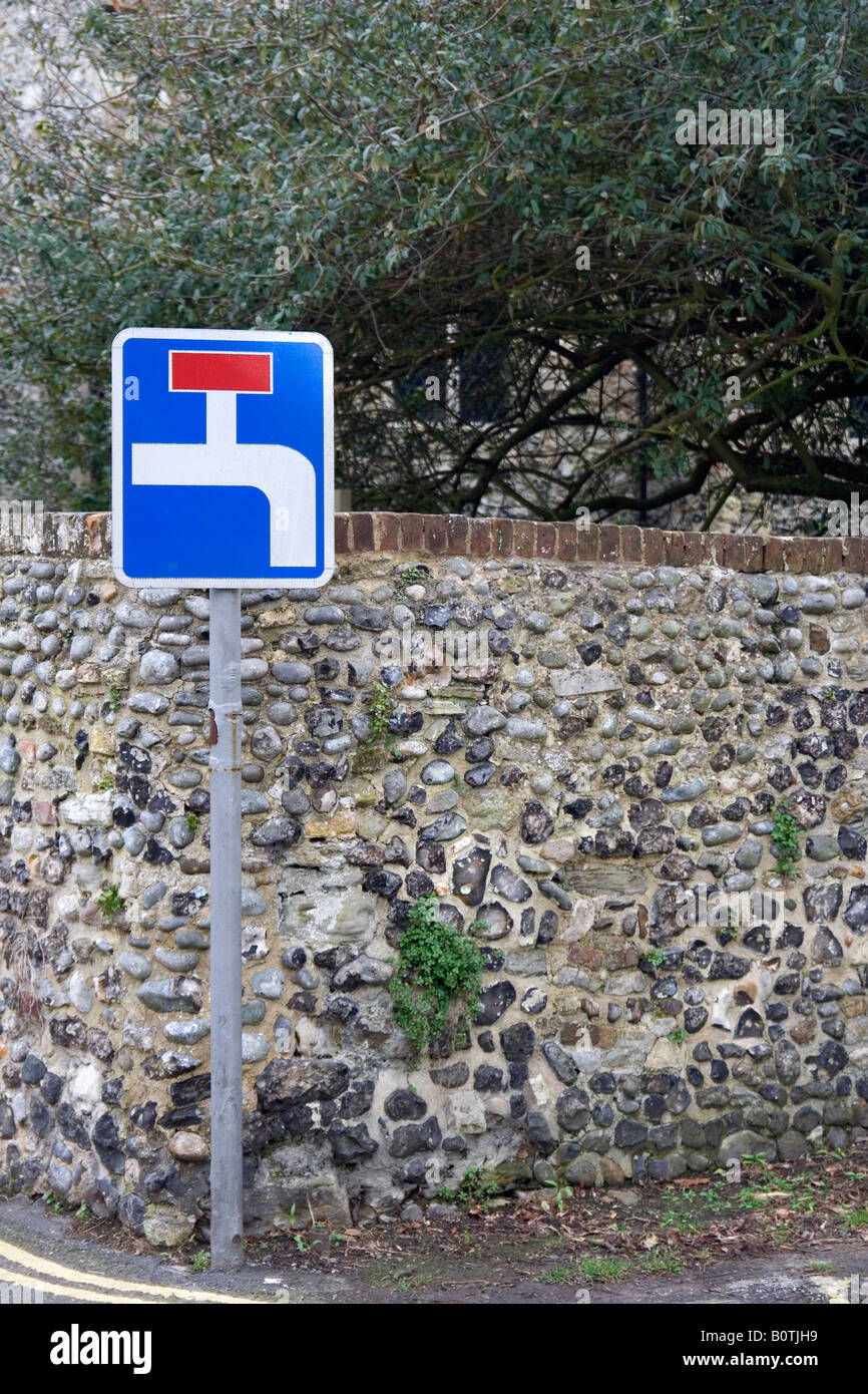 Dead end tap sign Stock Photo - Alamy