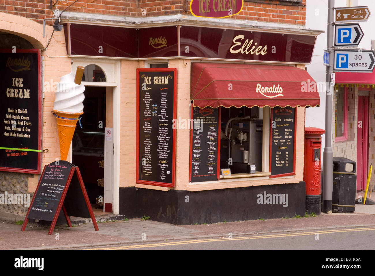 Ice Cream Shop At Sheringham ,Norfolk,Uk Stock Photo - Alamy