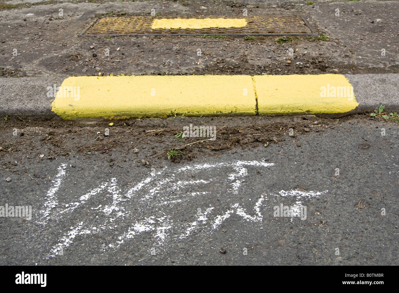 Uk hydrant sign hi-res stock photography and images - Alamy