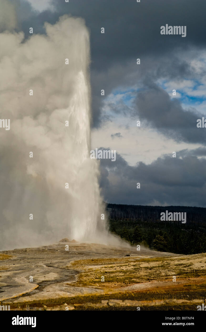 Steam of water hi-res stock photography and images - Alamy