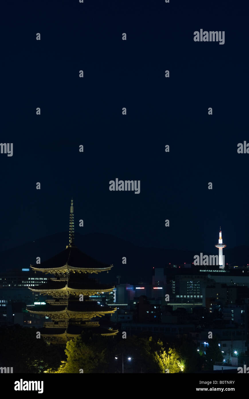 Toji Temple and Kyoto Tower, Kyoto, Japan Stock Photo - Alamy