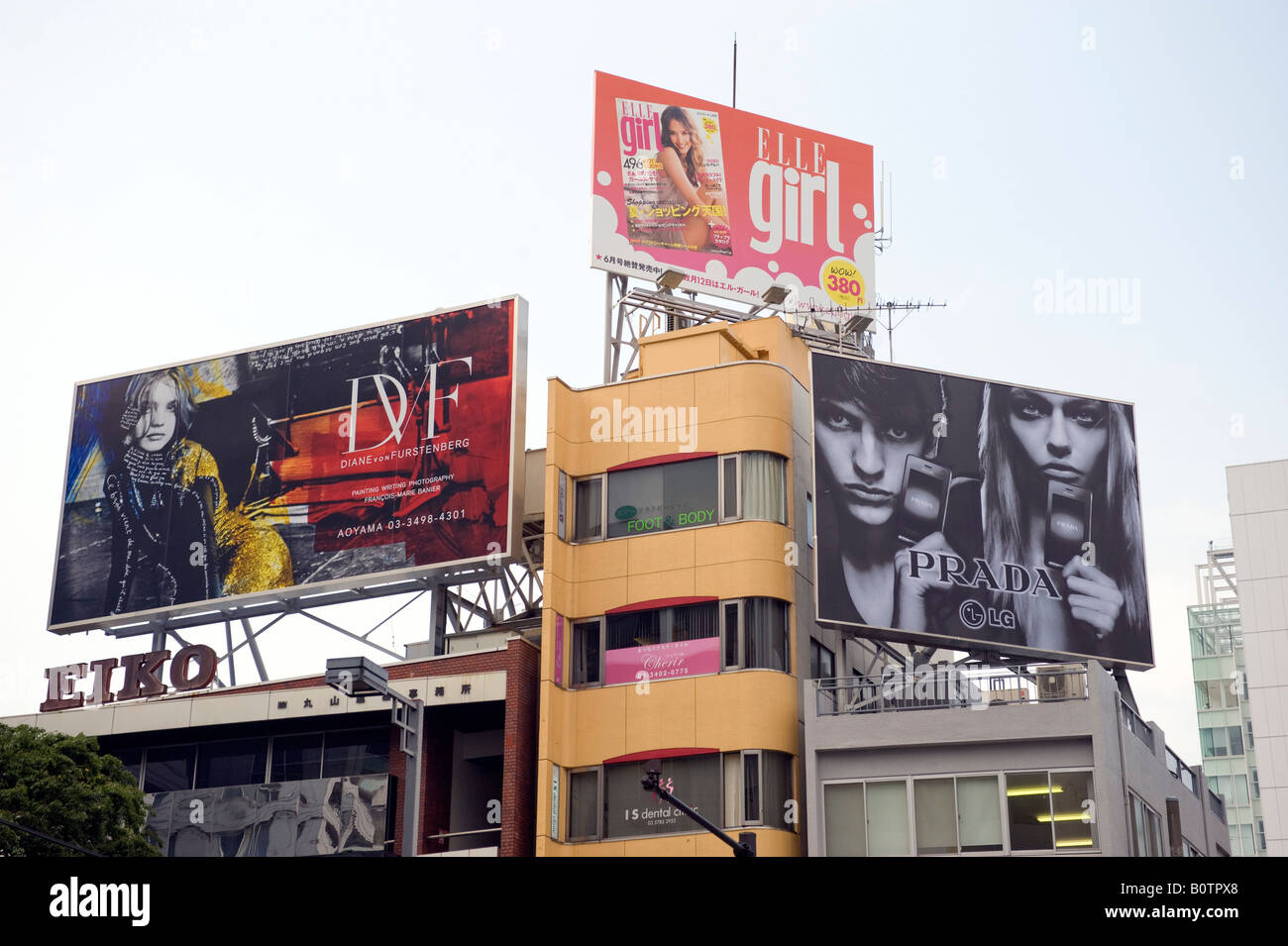 Many fashion billboards on rooftops at Omotesando in central Tokyo ...