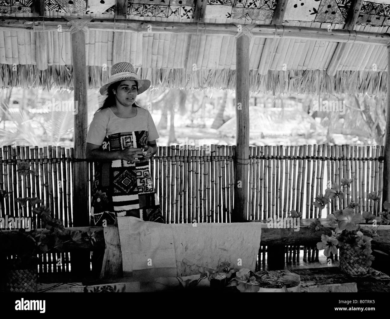 Polynesian weaving Black and White Stock Photos & Images - Alamy