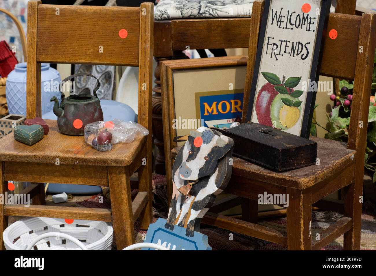 Furniture articles hi-res stock photography and images - Alamy