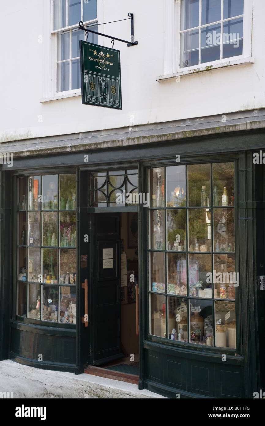 Victorian shop hi-res stock photography and images - Alamy