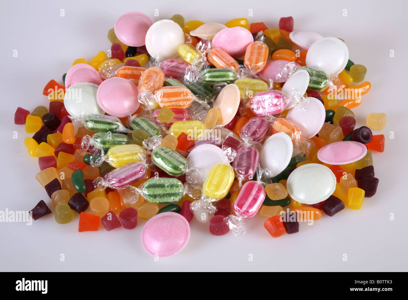 Flying saucers confectionary hi-res stock photography and images - Alamy